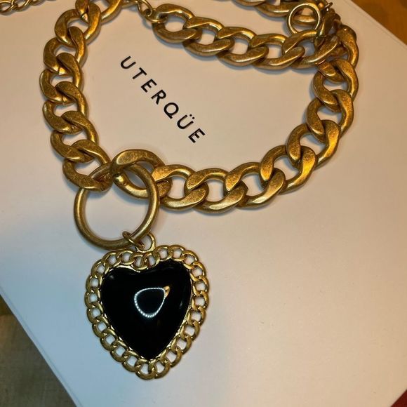 Uterque | Jewelry | Uterque Black Heart Gold Necklace Europe As Seen On Vampire Academy Large ...